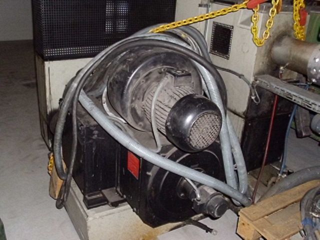 EM1223 - Reifenhauser 90/33 single screw extruder